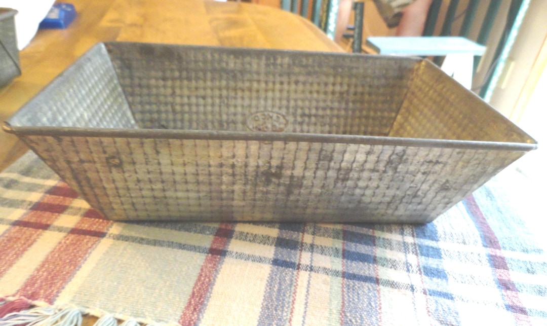 Vintage Ovenex Bread Loaf Pan With Waffle Pattern, Folded Sides, #604 ...