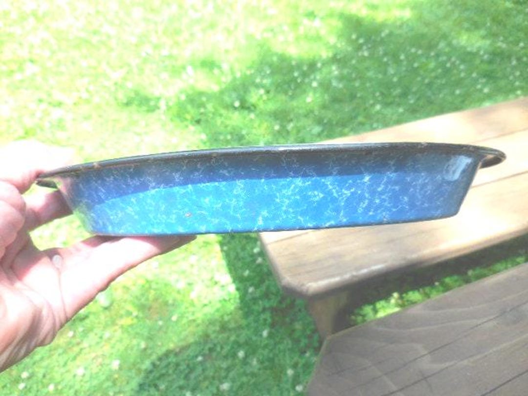 Vintage Enamel Pie Pan Blue With White Speckles, Pie Dish, Black Rim ...