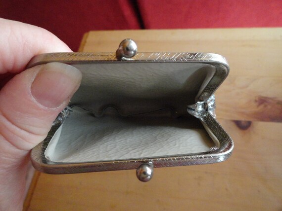 Vintage Girl's Metallic Silver Small Change Purse 196… - Gem