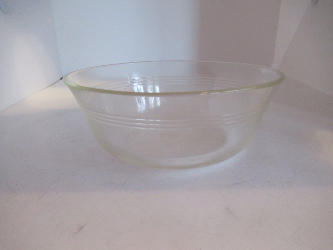 Vintage Large Pyrex Clear Bowl 465 Lines Small Straight Rim USA C T.M ...