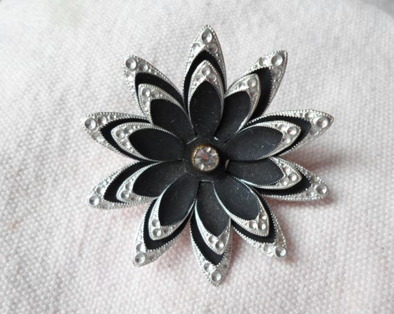 Vintage German Black Flower Pin Silver Tone Lightweig… - Gem