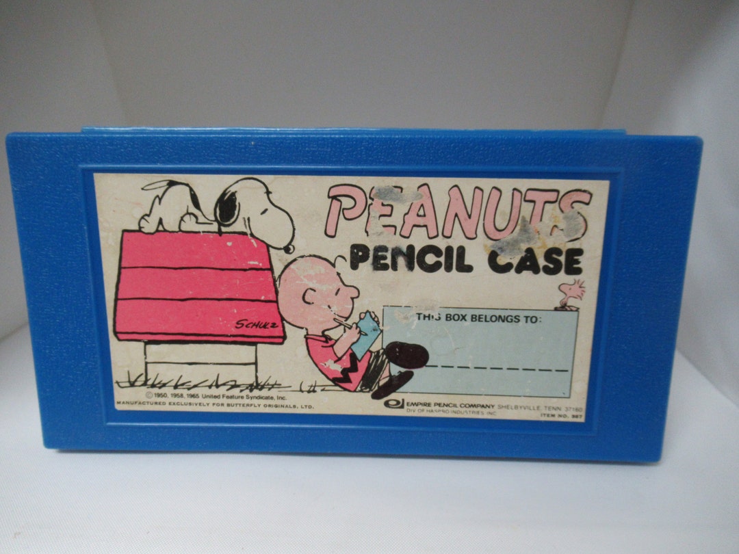 Vintage Peanuts Pencil Case Charlie Brown Snoopy Plastic Pens Pencils ...
