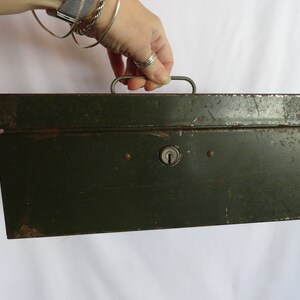 Vintage Green Metal Lock Box & 2 Keys Art Steel Co. New York Hinged ...