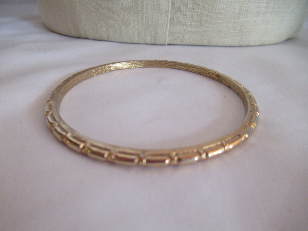 Vintage Crown Trifari Bangle Bracelet Gold Tone 1950s to 1970s Ladies ...