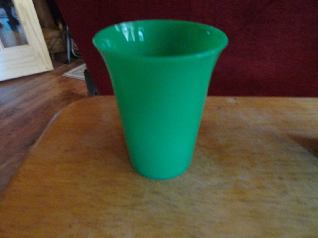 Lime Green Steri-lite Cup Single Child's Size Vintage Beverage Cup Made ...