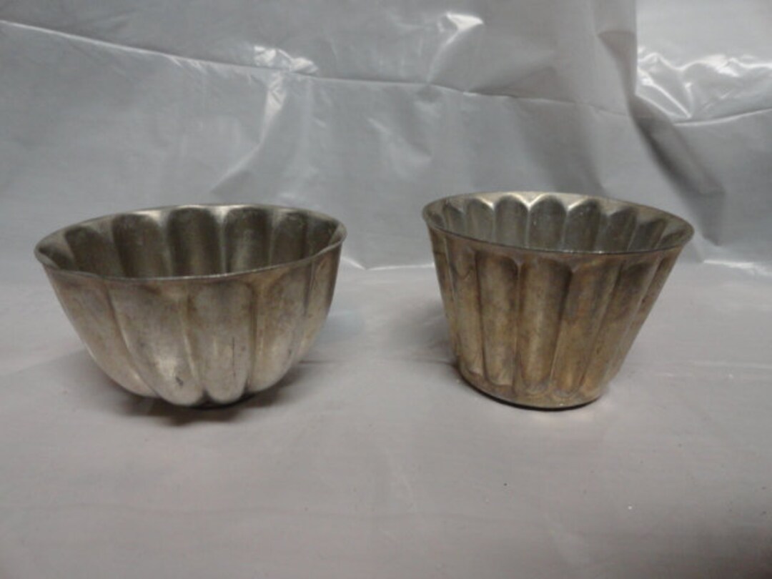 Vintage Aluminum Cup Gelatin Mold Small Round Kitchen Utensil Retro ...