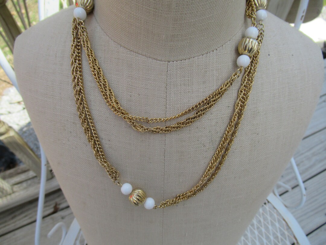Vintage Gold & Plastic Bead Chain Necklace 1960s 1970s Gold Tone ...