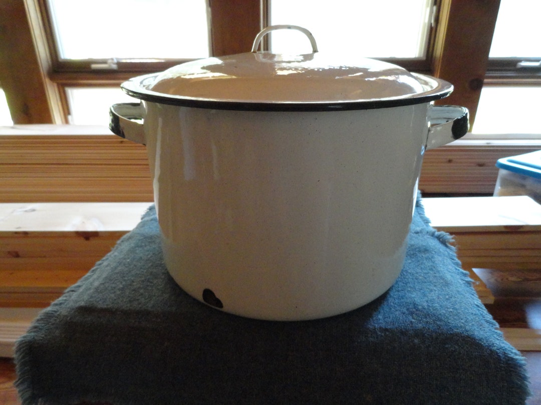 Vintage White & Black Enamel Large Pot Lid Chippie Kitchen Farmhouse ...