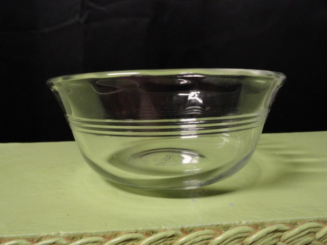 Vintage Pyrex Glass 10oz. Dish Small Bowl Kitchen Retro Berry Bowl Size ...