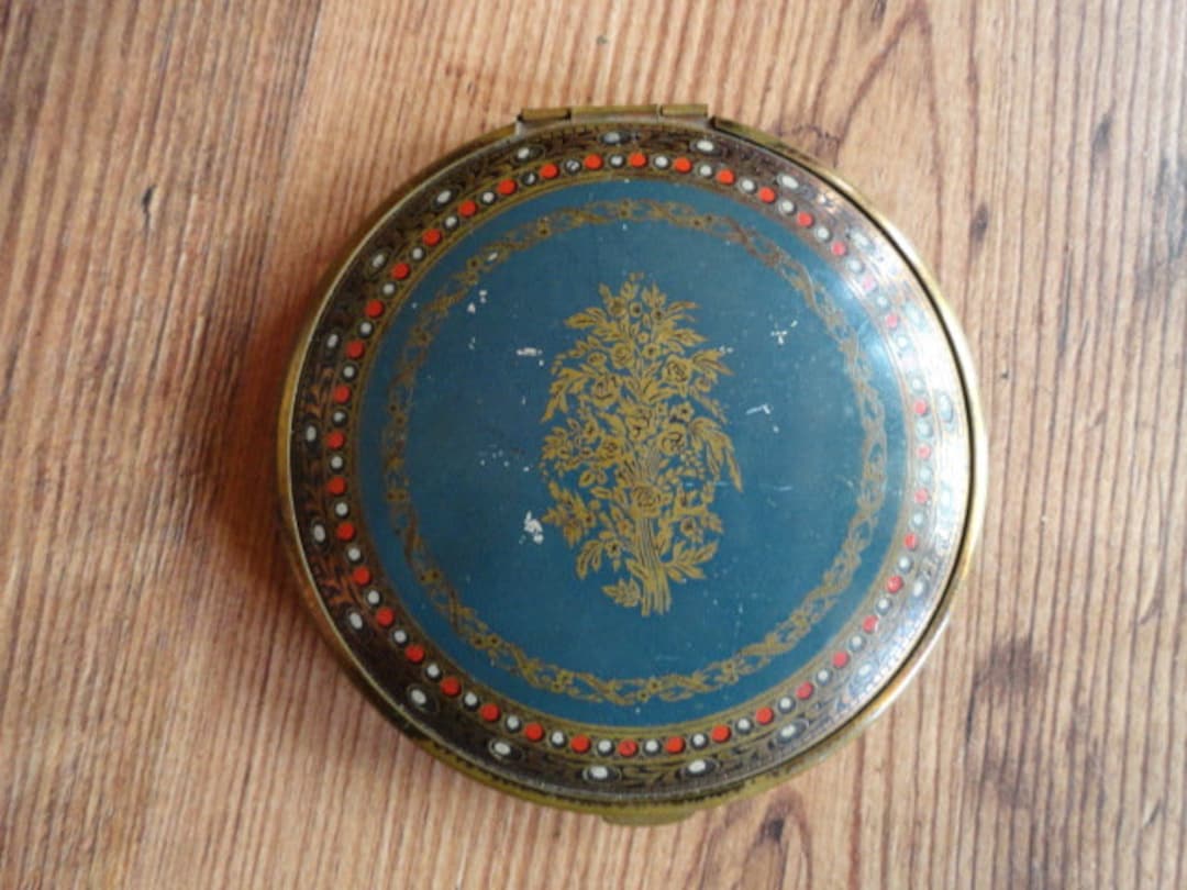 Vintage Women's Volupte' Face Powder Compact Blue Red Gold & White ...