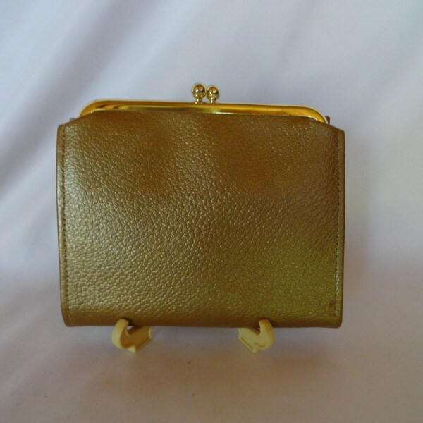 Buxton Wallet - Etsy