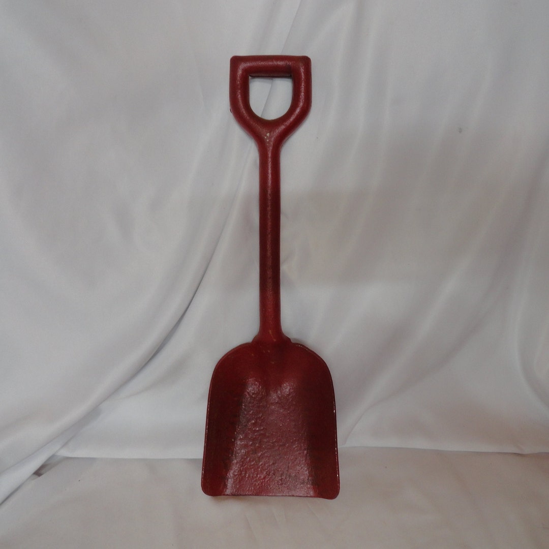 Vintage Child's Red Steel Metal Sand Shovel Kid's Toy Child's Play ...