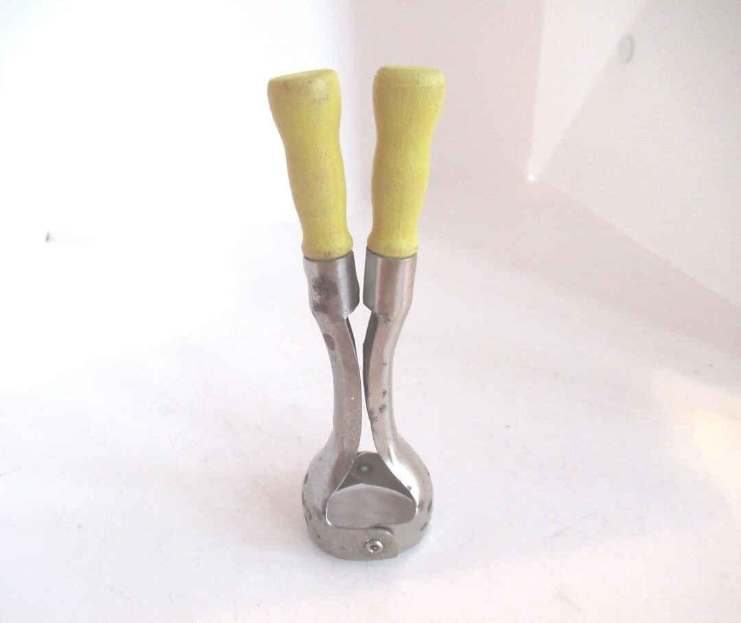 Vintage Melon Baller Wooden Handled Yellow Fruit Baller Hand 1950s ...