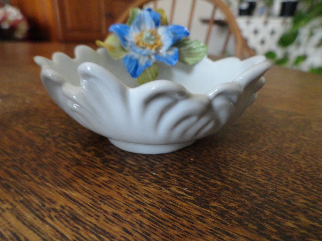 Vintage Italian Capodimonte White Dish Small Blue Flower Green Leaves ...