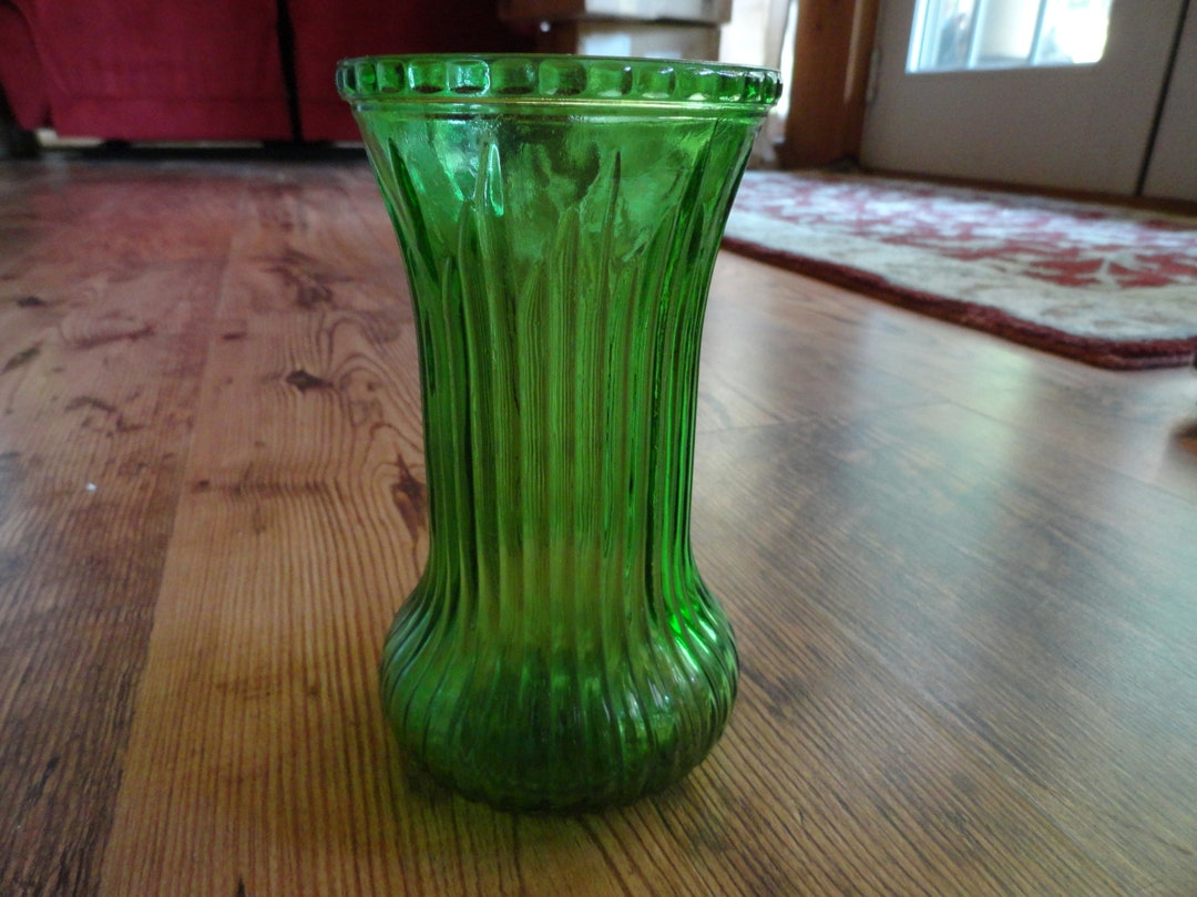 Vintage Green Glass Brody Flower Vase Fat Bottom Retro Decor Flowers ...