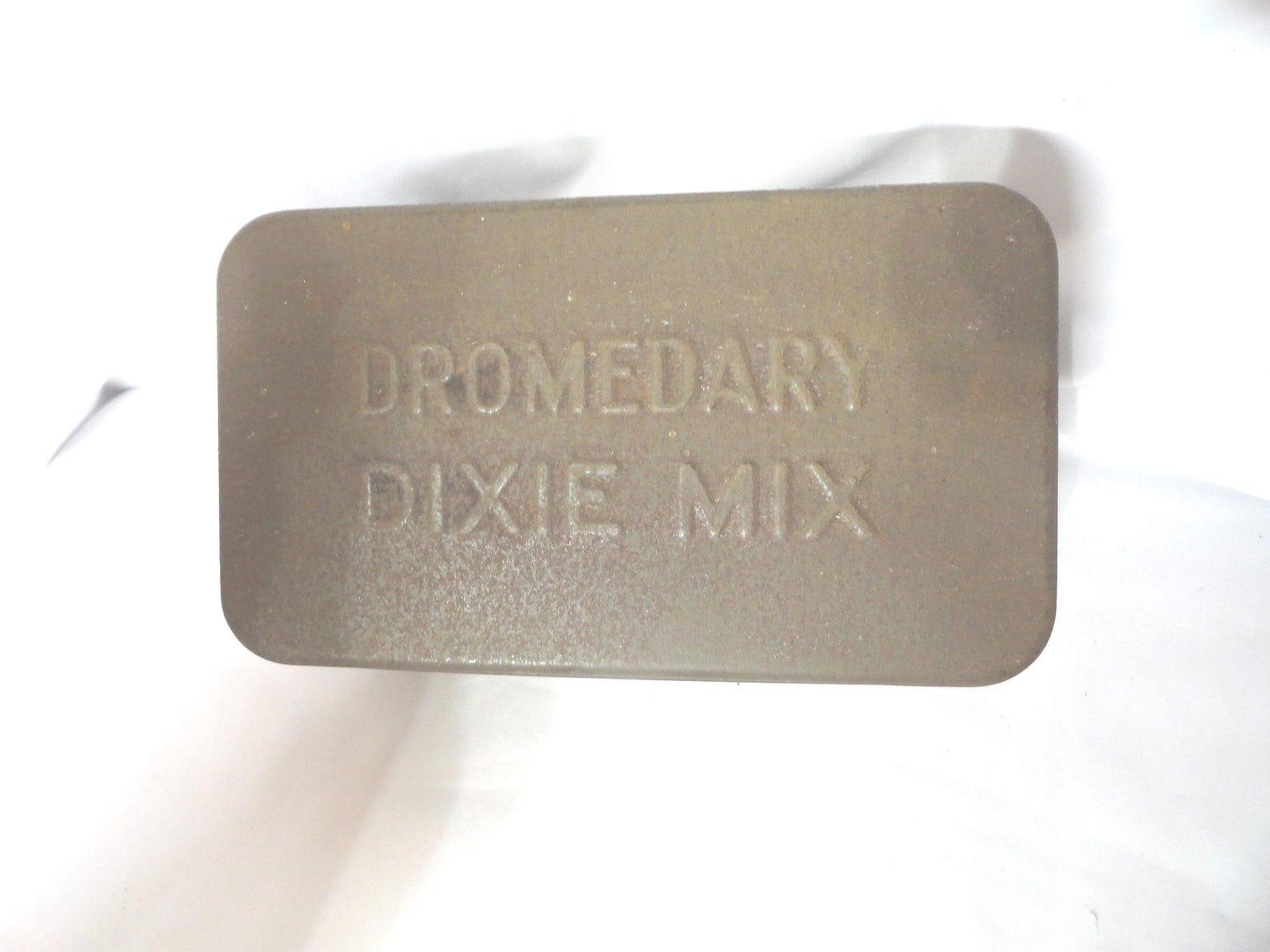 Vintage Dromedary Dixie Mix Tin Fruit Cake Canco Tin Rusty Metal ...