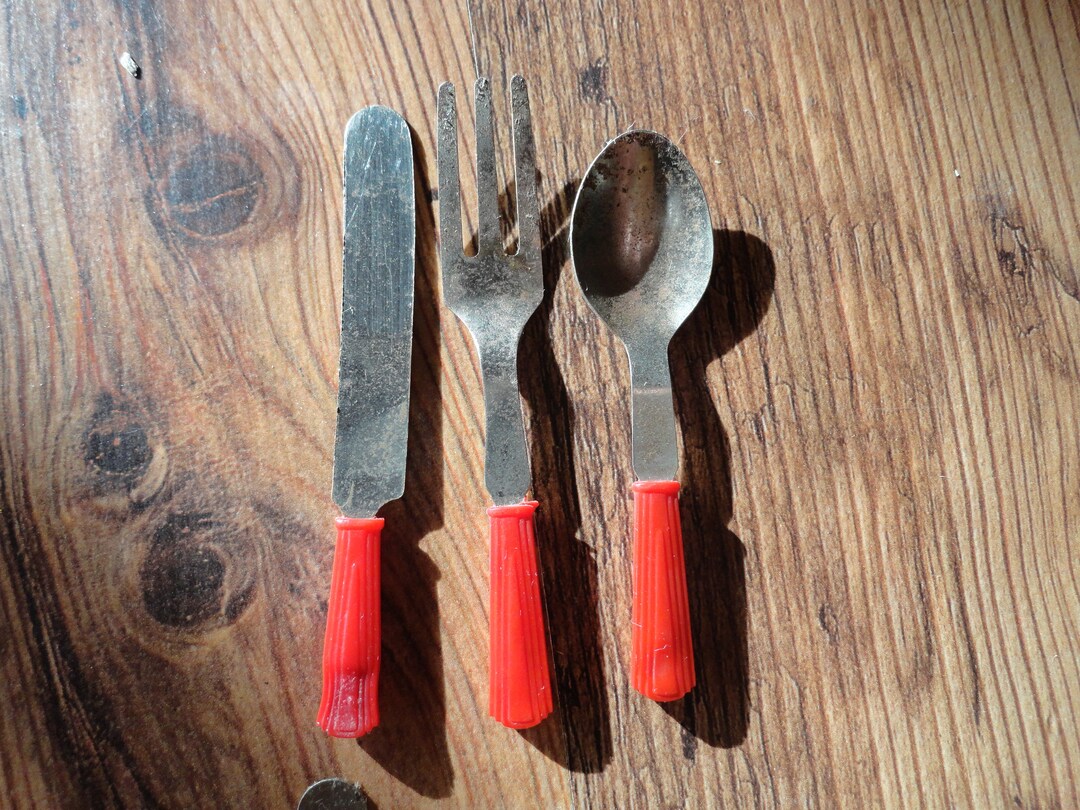 Vintage Children's Toy Flatware Set Red Bakelite Silverware Set Metal ...
