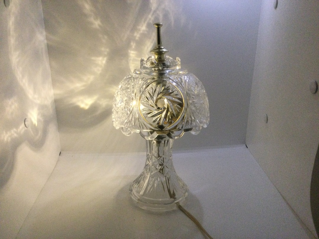 Vintage Small Clear Crystal Pinwheel Cut Lamp Accent Light 1960s to ...