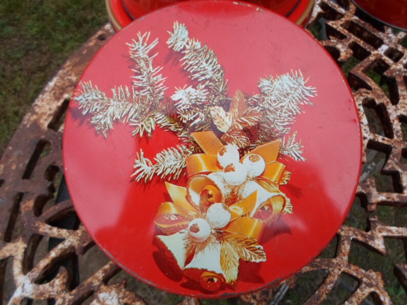Vintage 1950s Red Tin With Bells and Bows Metal Storage - Etsy