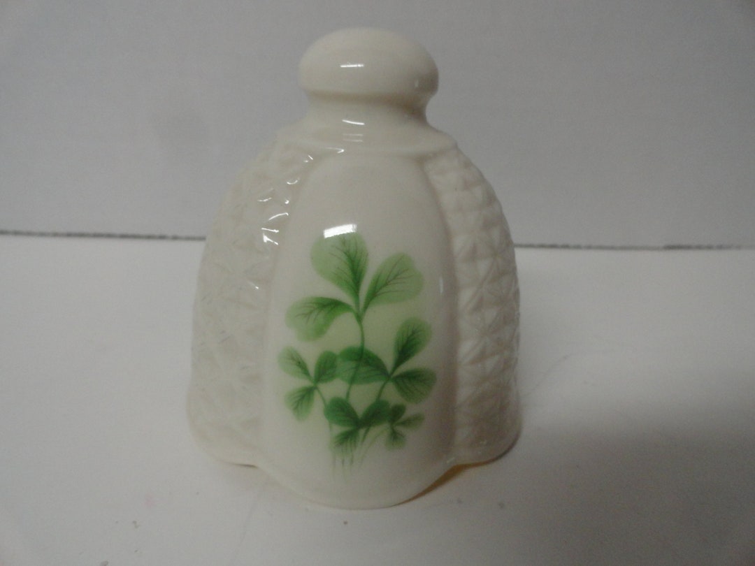 Vintage Donegal China Irish Bell Parian Cream & Green Shamrocks Clovers ...