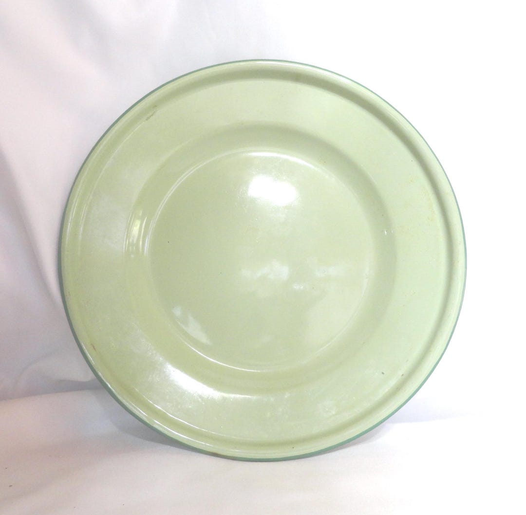 Vintage Green Enamel Plate Small Two Tone Sturdy Pines Made in China ...