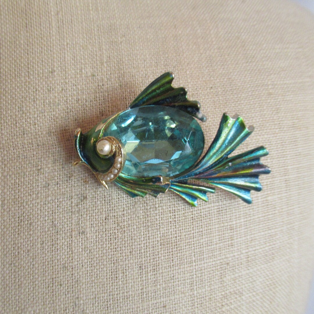 Vintage Aqua & Green Jelly Belly Fish Pin Gold Tone 1950s 1960s Brooch ...