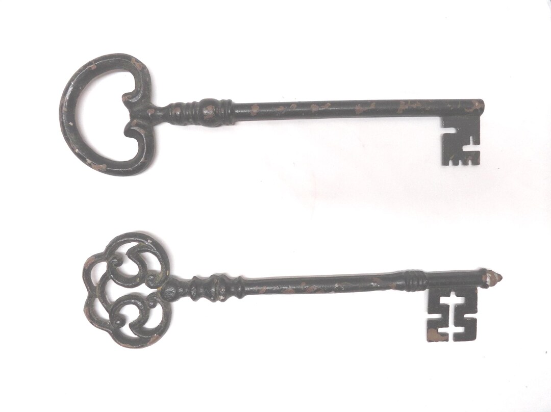 Vintage Black Metal Oversized Keys Wall Hangings Home Decor Skeleton ...
