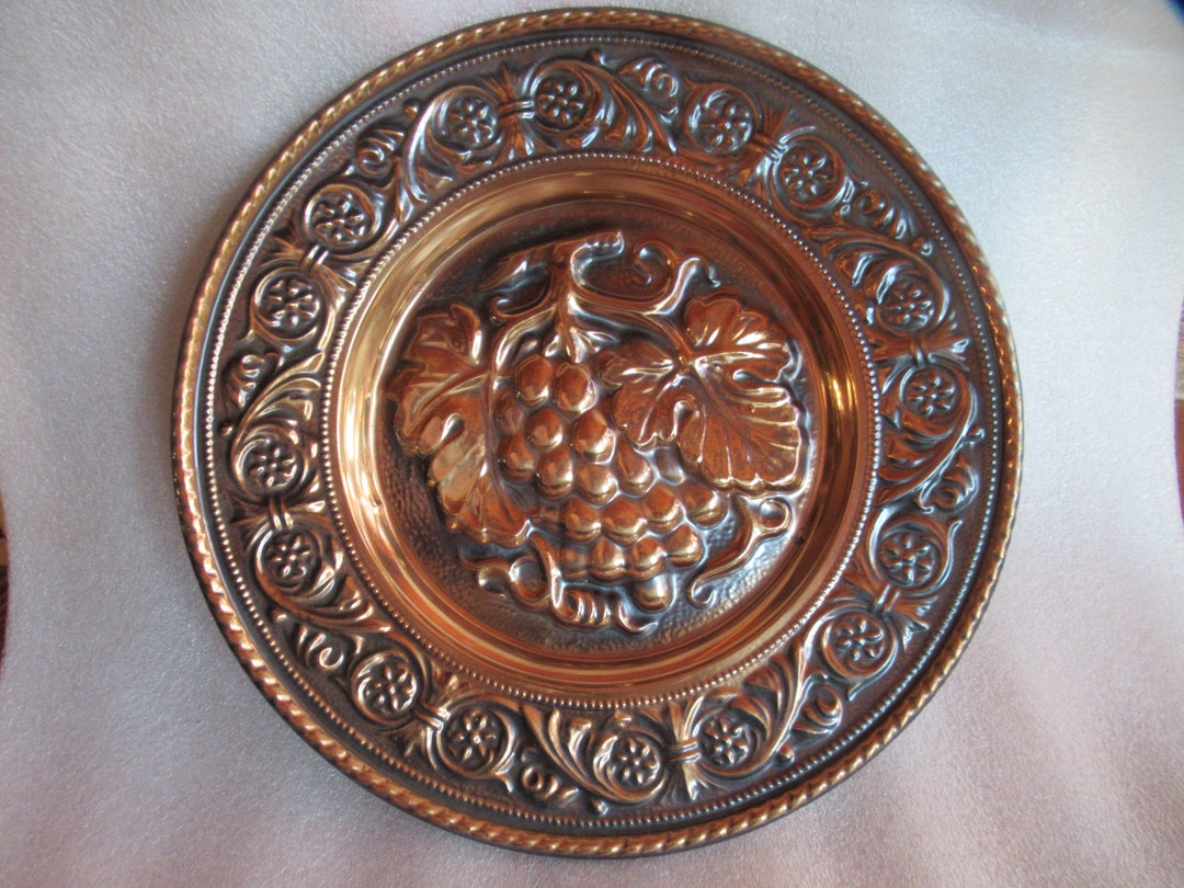 Vintage Copper Embossed Fruit Wall Hanging Grape Cluster Round Home ...