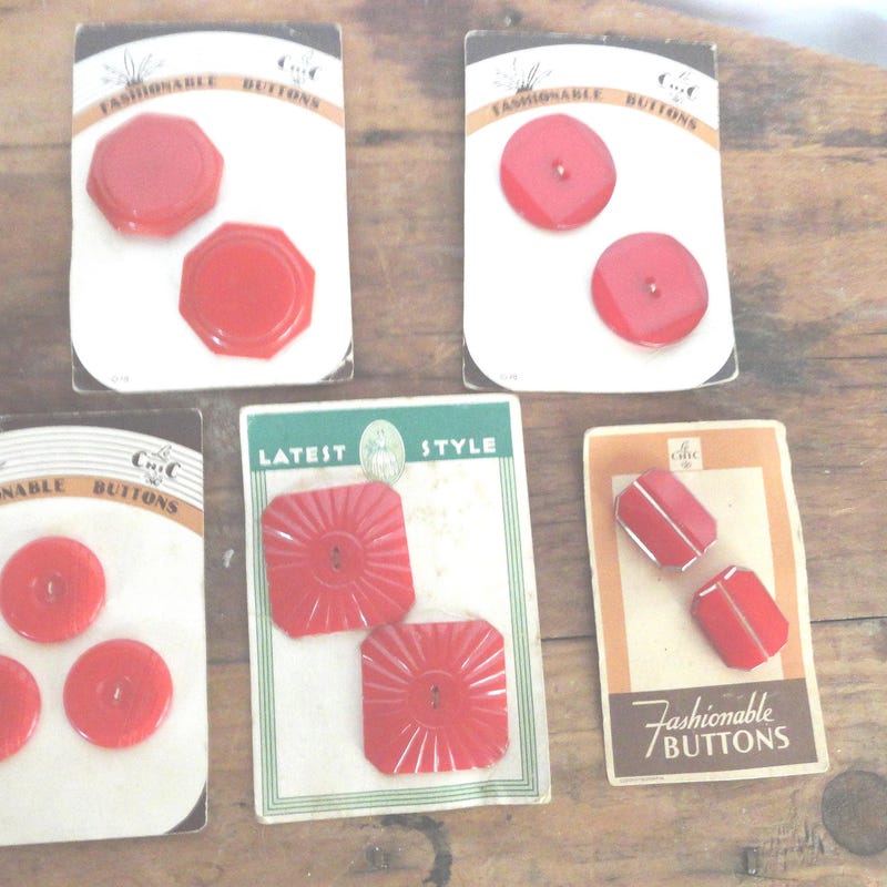 Vintage Le Chic Buttons - Etsy