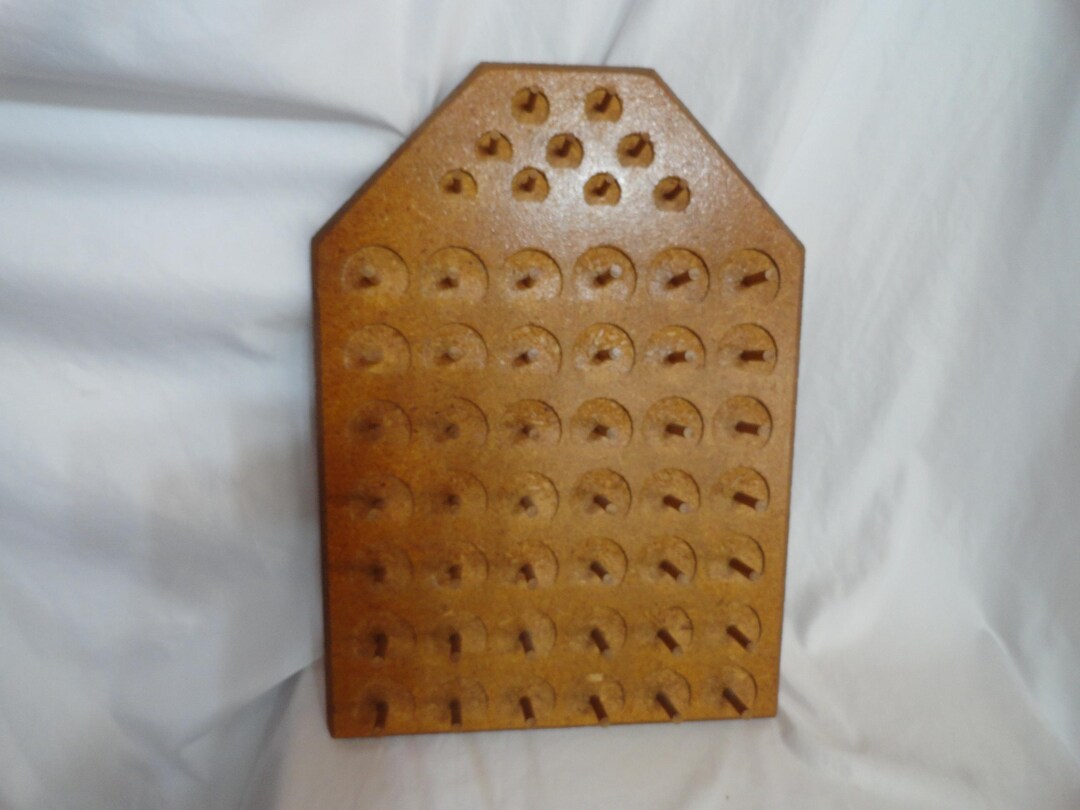 Vintage Thread Spool Rack Wall Hanging Pressed Wood 1970s 51 Spools ...