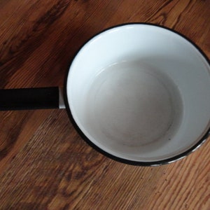 Vintage 1930s to 1950s White/black Enamel Medium Sauce Pan - Etsy