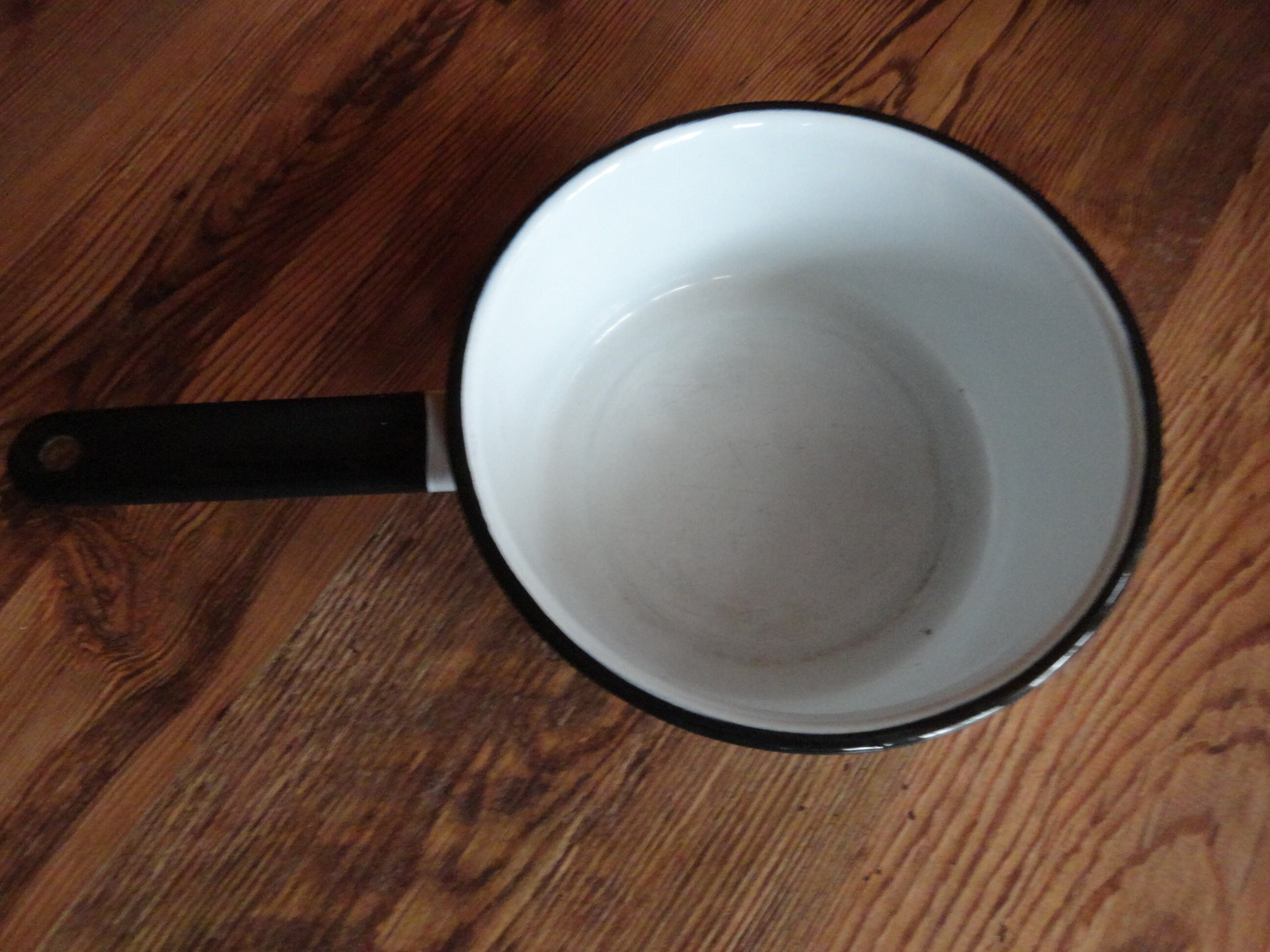 Vintage 1930s to 1950s White/black Enamel Medium Sauce Pan | Etsy