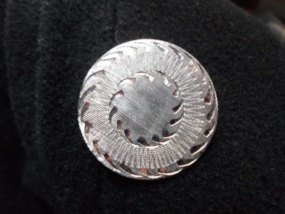 Vintage Women's Sterling Silver Pin Engravable Etched… - Gem