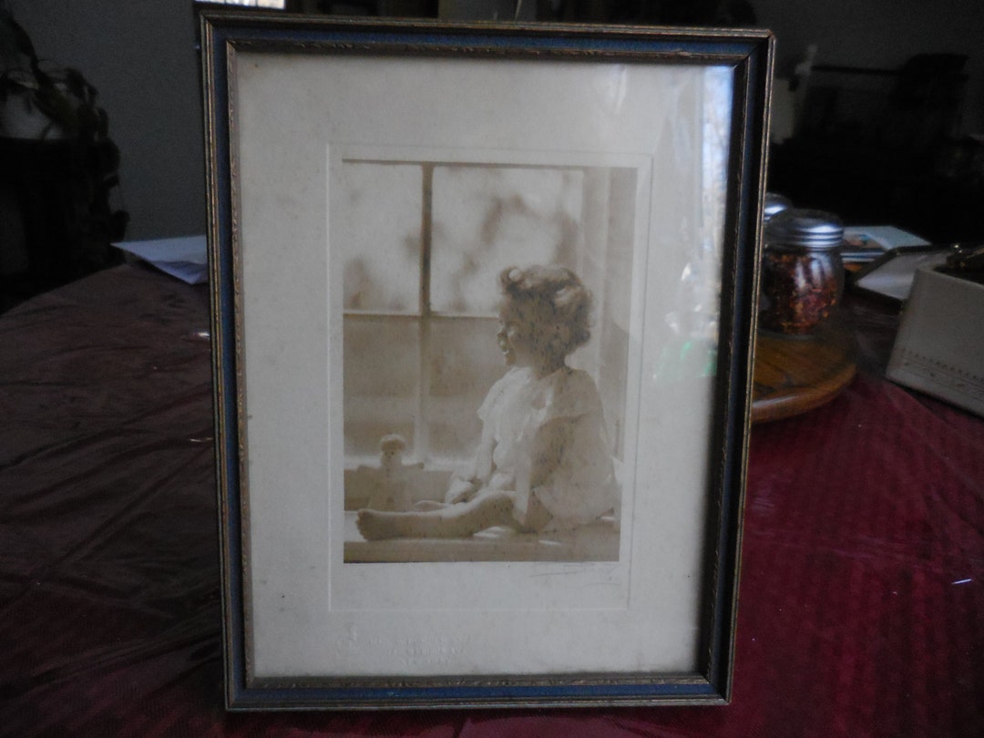 Vintage Wooden Picture Frame Self Standing Easel Back Wood Frame Blue ...