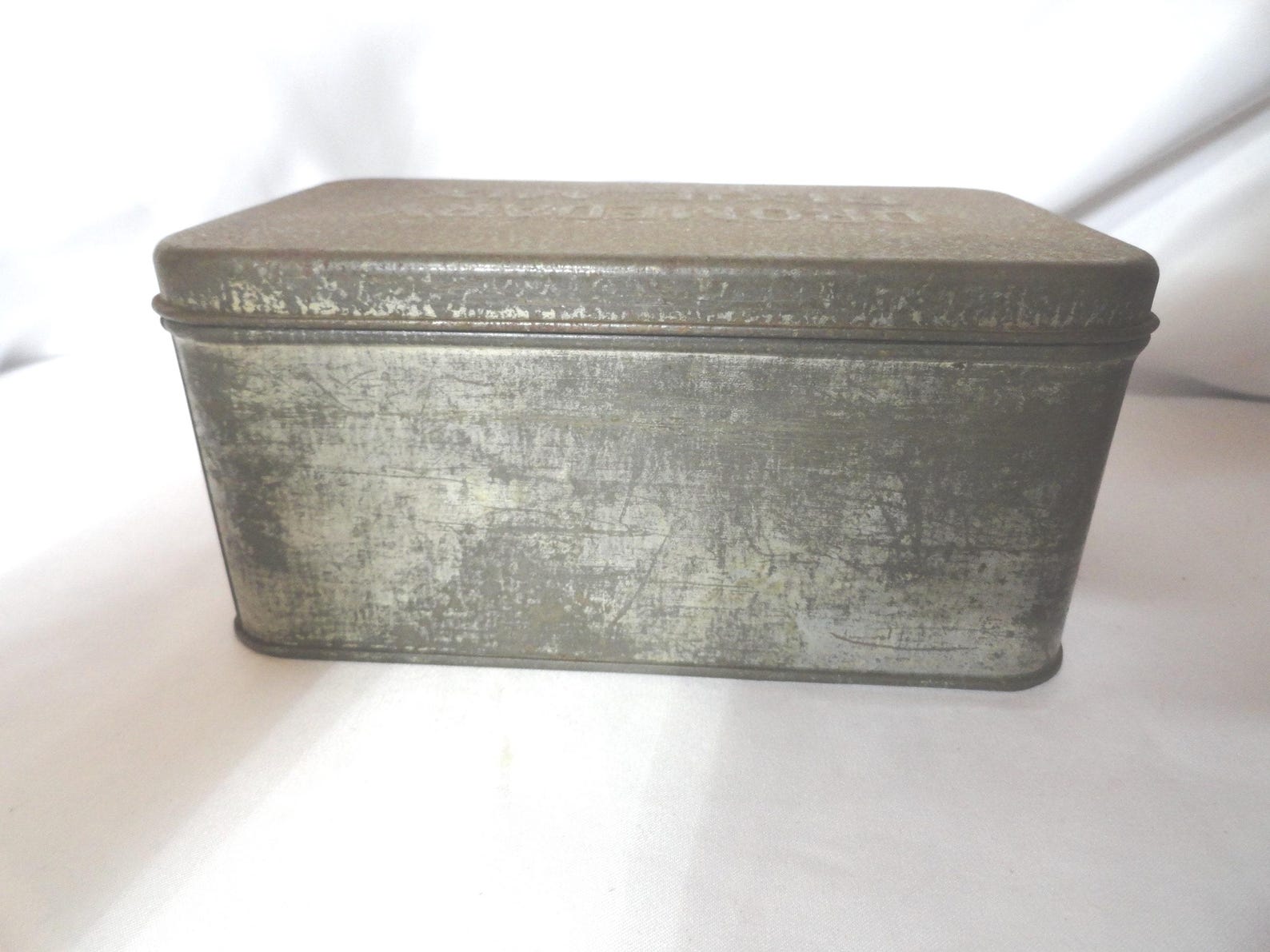 Vintage Dromedary Dixie Mix Tin Fruit Cake Canco Tin Rusty Metal ...