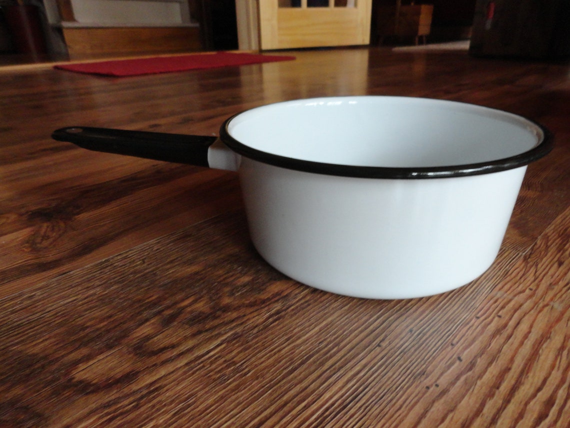 Vintage 1930s to 1950s White/black Enamel Medium Sauce Pan | Etsy