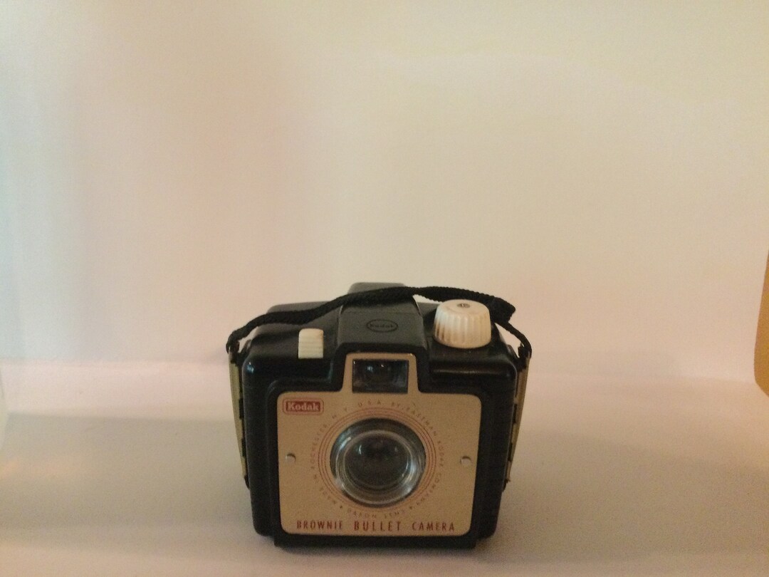 Vintage Kodak Brownie Bullet Camera Small 1950s 1960s Brown Ivory Gold ...
