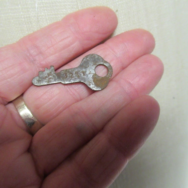Vintage Lock and Key - Etsy