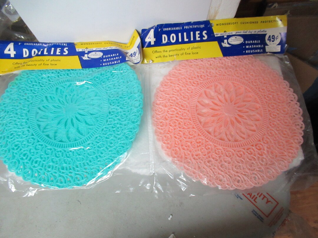 Vintage 1950s to 1960s 9" Green or Pink Plastic Doily Durable/washable ...
