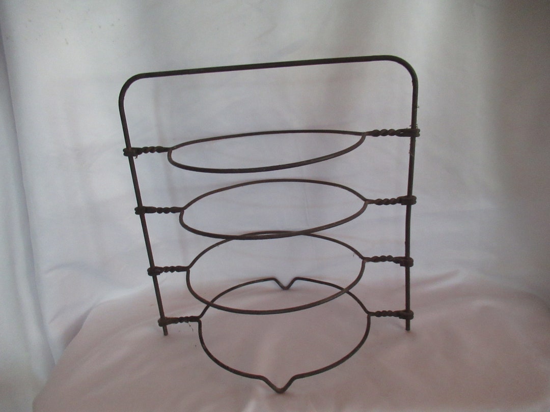 Vintage Pie Cooling Rack Metal Wire 4 Tier Twisted Rusty Metal Kitchen ...