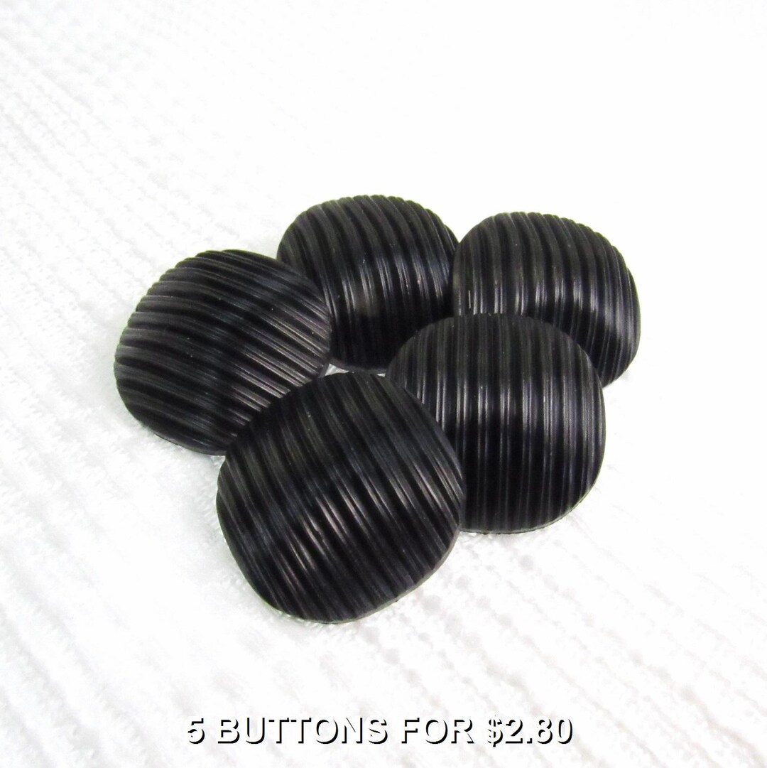 Satiny Ridges: 3/4" (19mm) Rounded-corner Square Buttons • Set of 5 ...