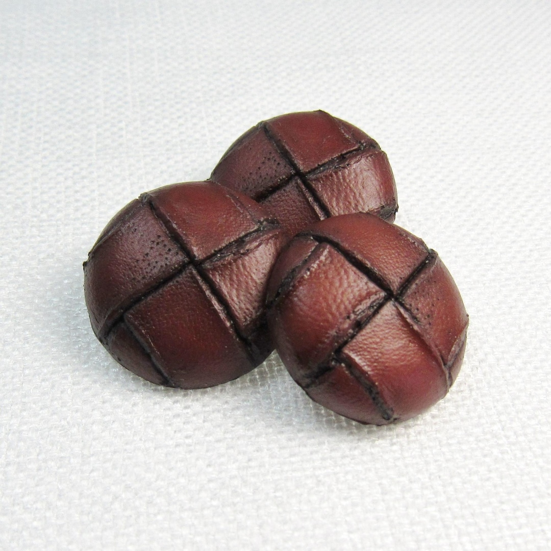 Leather-look: 7/8" (22mm) Chestnut Brown Plastic Buttons • Set of 3 New ...