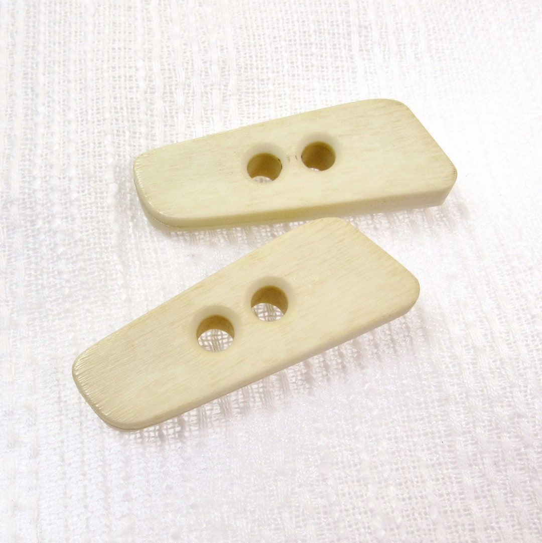 Bone-look Toggles: Large 2 Long X 3/4 Wide Asymmetrical Toggle Buttons ...