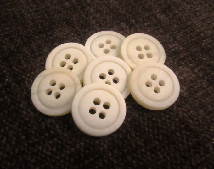 Vanilla Matte: 5/8" (15mm) Off-white Buttons • Set of 7 Vintage New Old ...