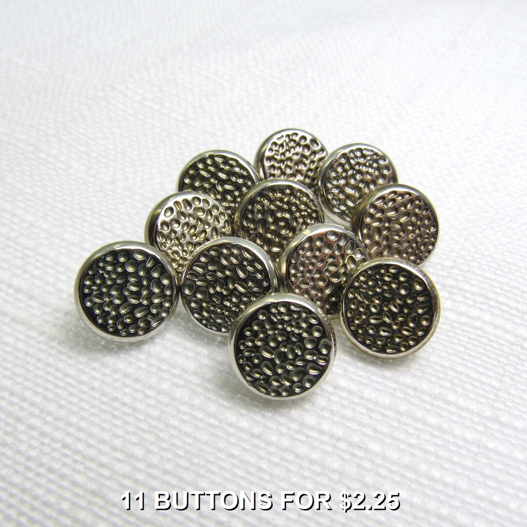 Silver Pebbles: 7/16" (11mm) Impressed Pebble-textured Metallic Plastic ...
