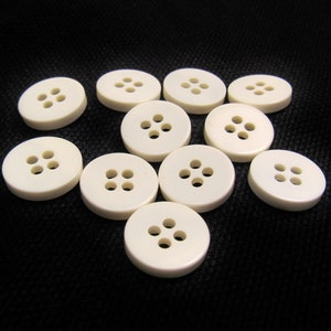 Pearlized Off-white: 1/2 13mm Lustrous Buttons Set of 11 New / Unused ...