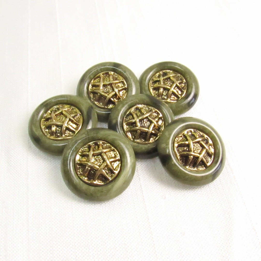 Olive & Gold: 11/16 18mm Green Buttons With Graphic Antiqued Goldtone ...