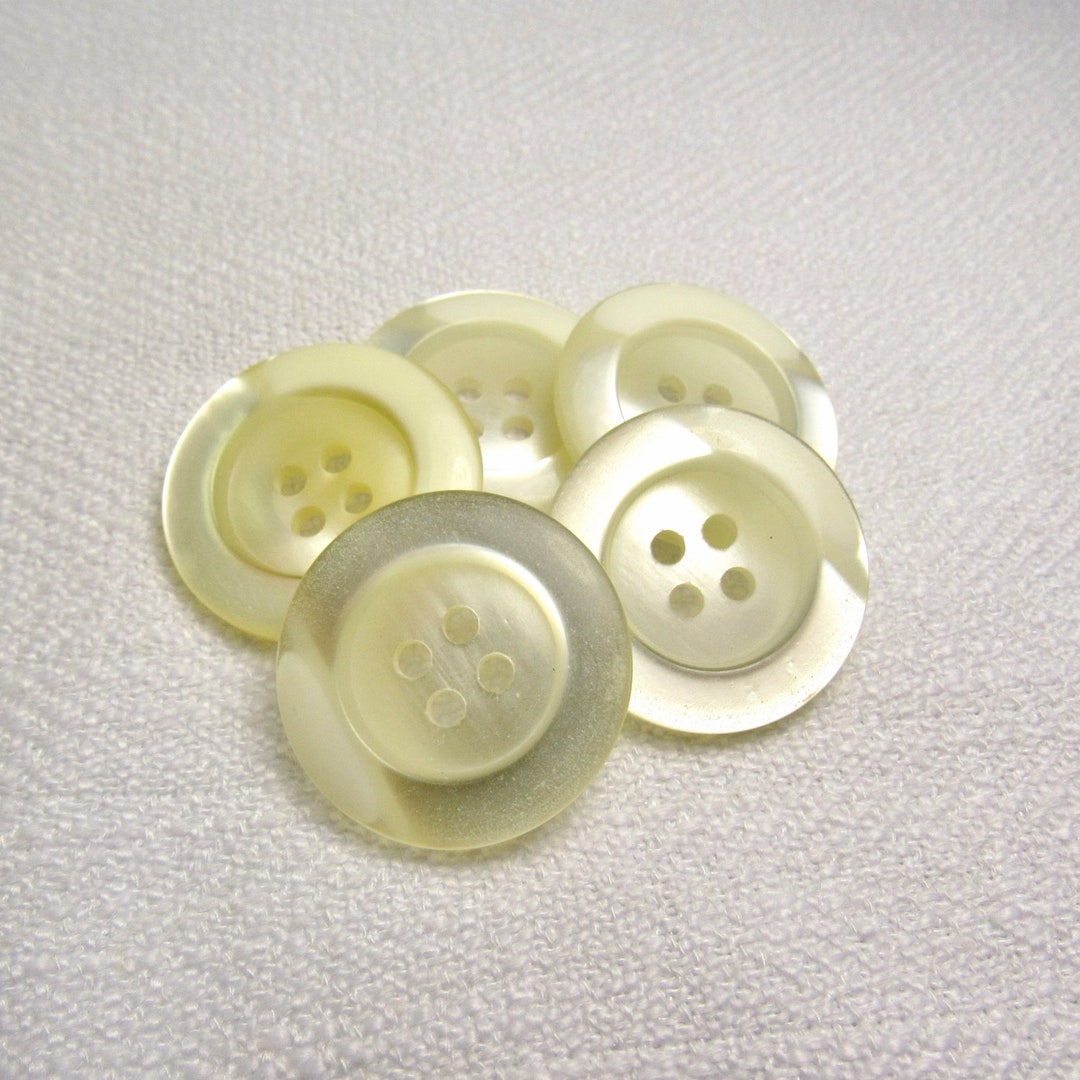 Ivory With A Side Swirl: 1 25mm Off-white Buttons Set of 5 New / Unused ...