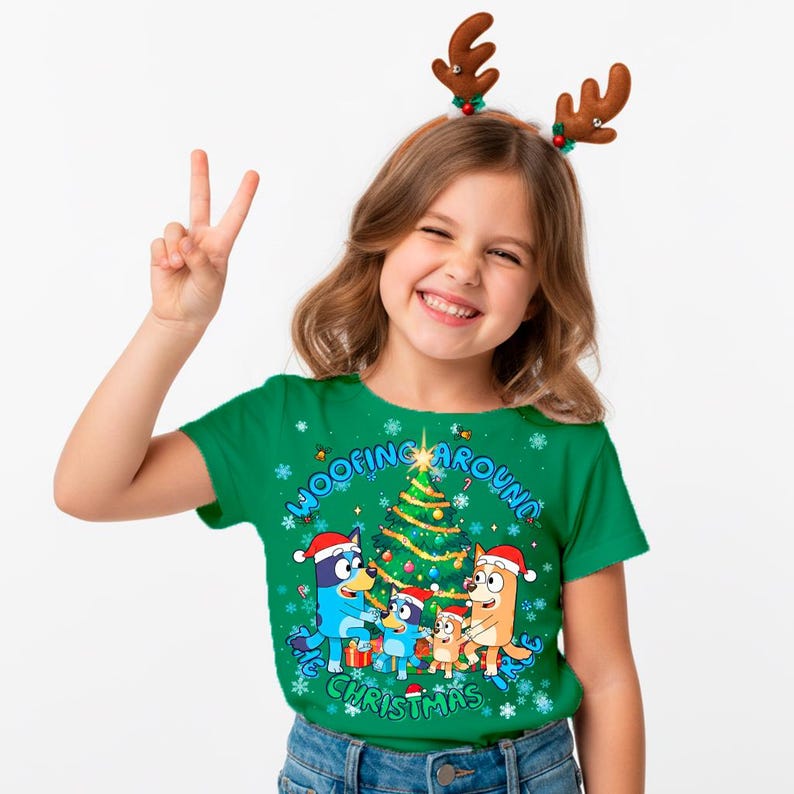 Bluey Christmas Family PNG, Woofing Around Xmas Tree (digital Download ...