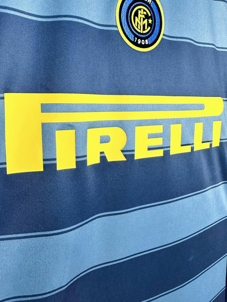 Inter Milan Adriano 10 Retro 2004-05 Away Football Shirt (serie A Kit ...